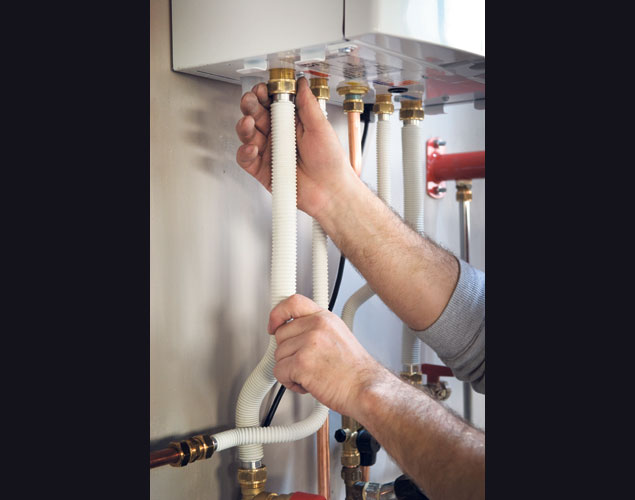 Flexibele leiding DRL Flex sluit cv-ketel supersnel aan