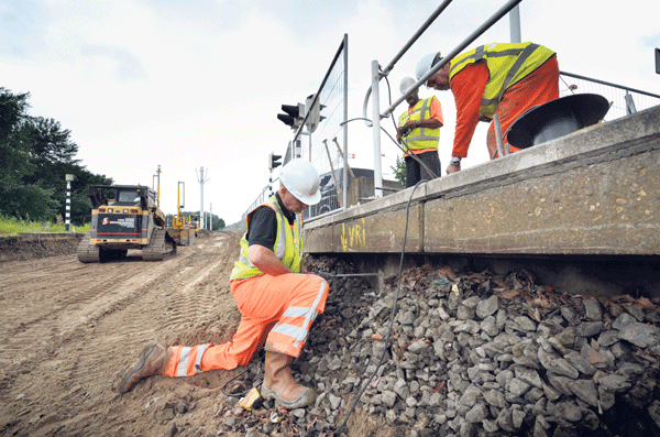 Kabelgoten boren op trambaan