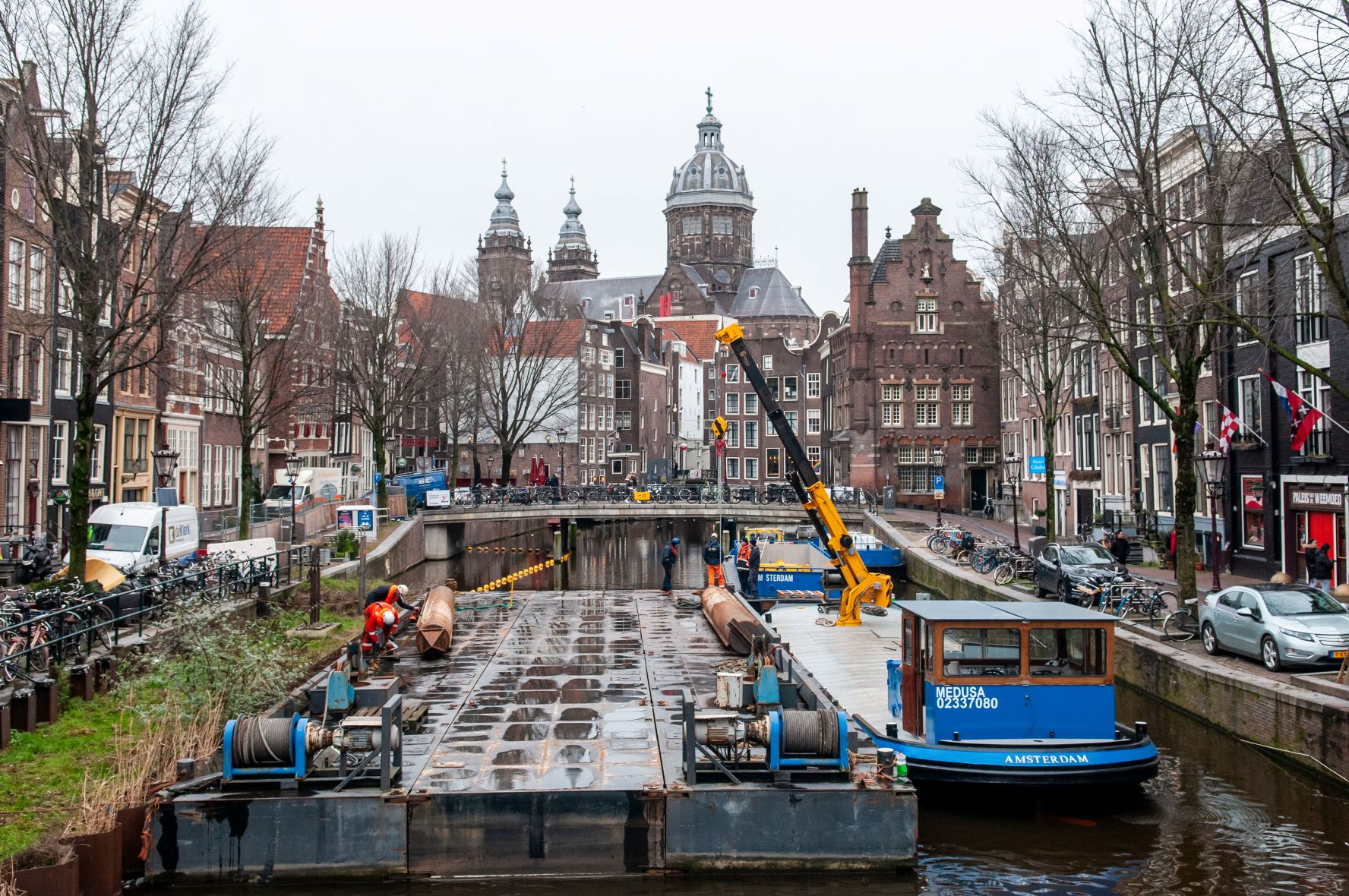 Spoedklus aan de gracht